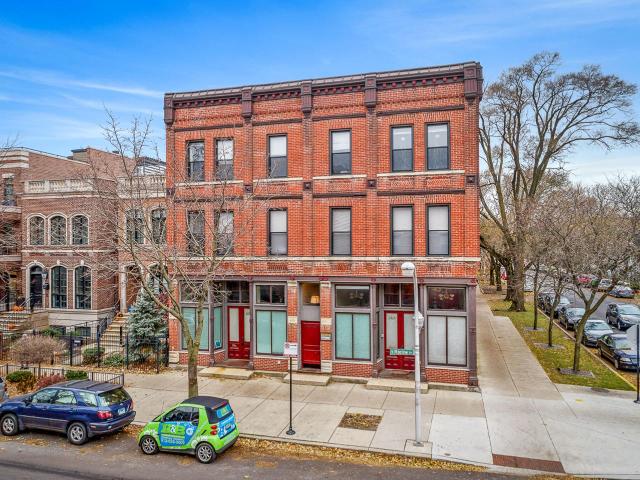 2 BR, 1 BA Apartment 2954 North Racine Avenue Unit 2954 3F, Chicago, IL 60657