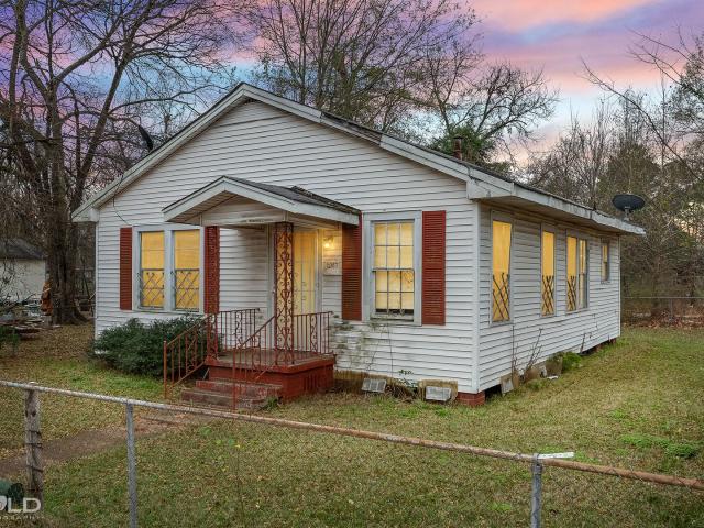 2 BR, 1 BA Apartment 2957 Regent St, Shreveport, LA 71109