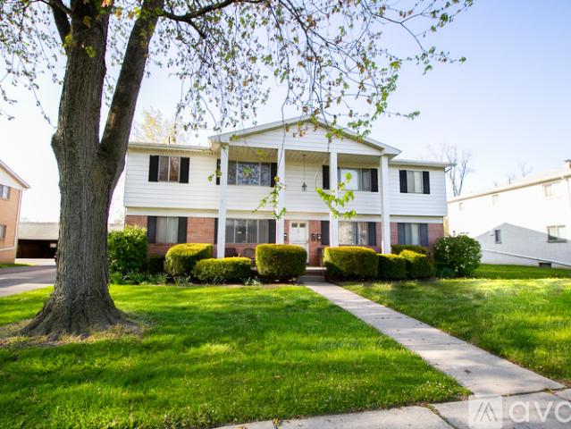 2 BR, 1 BA Apartment 2962 Carskaddon Ave, Unit #1, Toledo, OH 43606