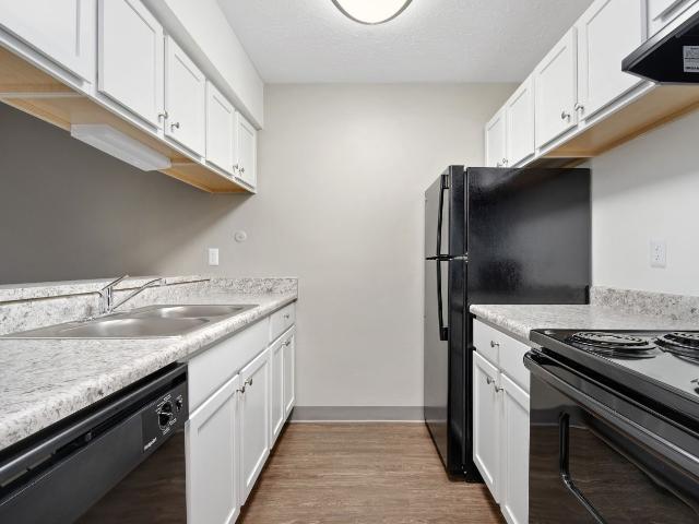 2 BR, 1 BA Apartment 2975 Coast Drive Unit 4207, Indianapolis, IN 46214