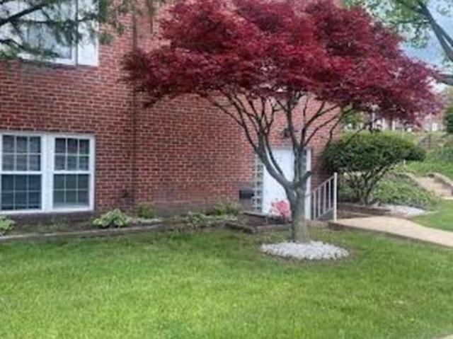 2 BR, 1 BA Apartment 200 Maplewood Drive, Unit E 11, Pottstown, PA 19464