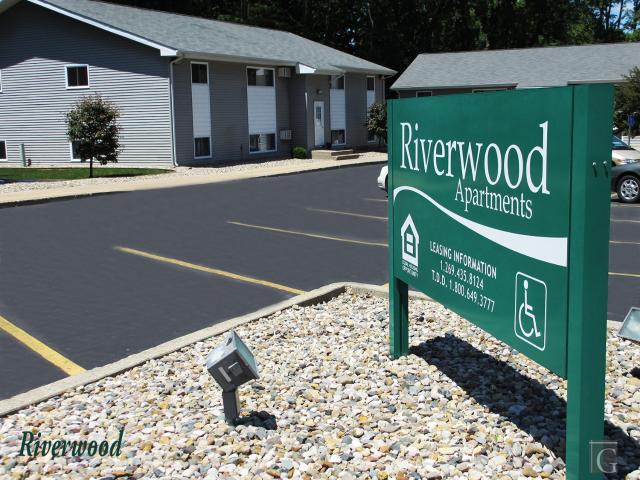 2 BR, 1 BA Apartment 200 Meadow Lane, Constantine, MI 49042