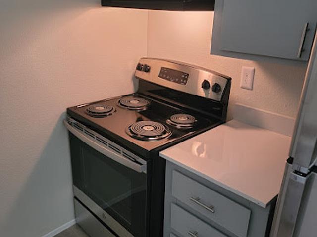 2 BR, 1 BA Apartment 2010 North Lazona Drive Unit 2 beds, 1 bath, $999, Mesa, AZ 85203