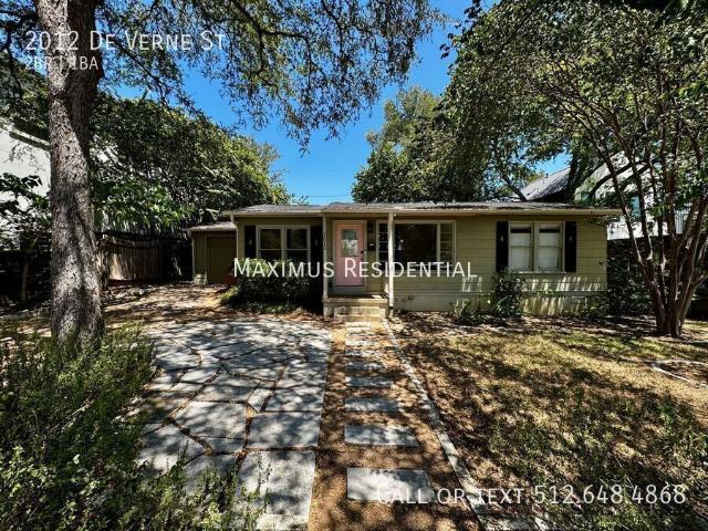 2 BR, 1 BA Apartment 2012 De Verne St, Austin, TX 78704