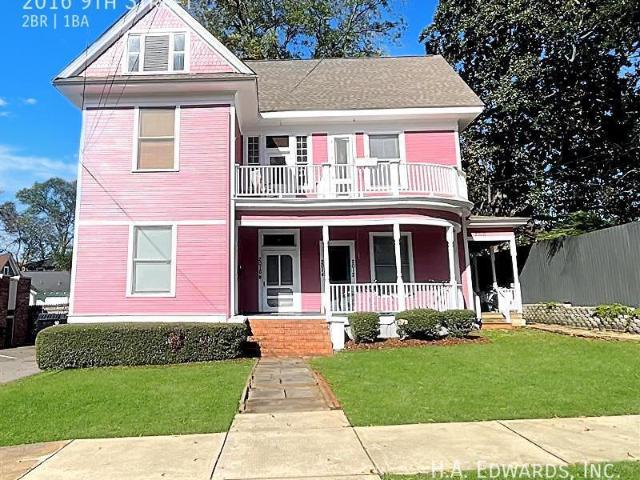 2 BR, 1 BA Apartment 2016 9th Street, Tuscaloosa, AL 35401