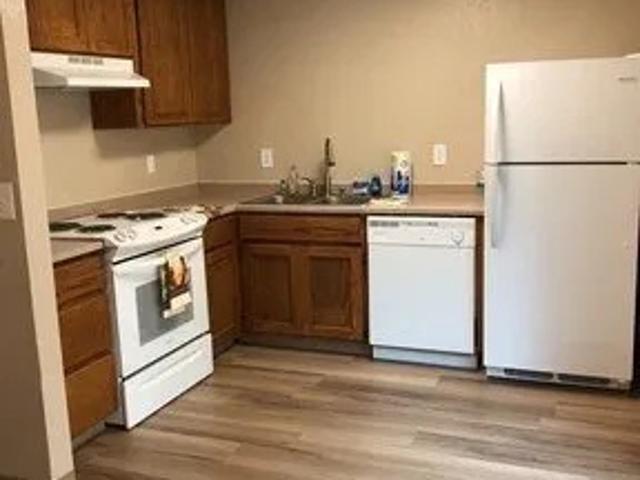 2 BR, 1 BA Apartment 2019 Northeast Mcdonald Lane Unit 2 beds, 1 bath, $1600, McMinnville, OR 97128