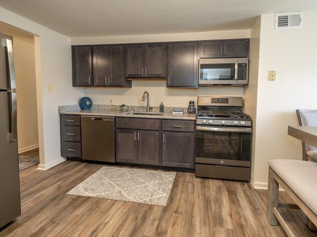 2 BR, 1 BA Apartment 201 Middleway Road Unit ML02003D, Middle River, MD 21220
