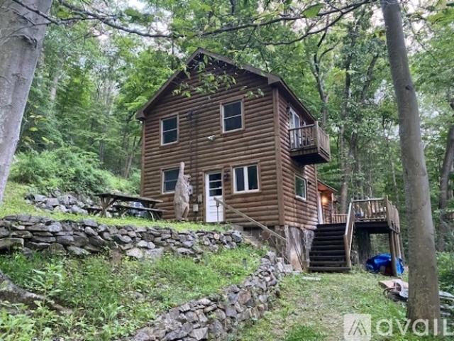 2 BR, 1 BA Apartment 201 Raritan River Rd, Lebanon Township, NJ 08801
