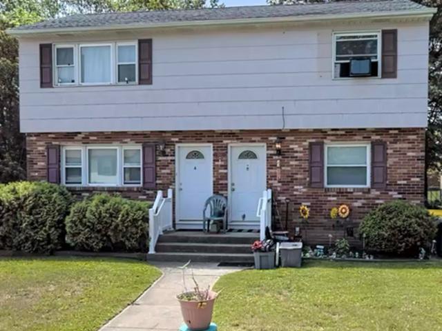 2 BR, 1 BA Apartment 201 Strand Ave, Unit B, Washington Township, NJ 08080