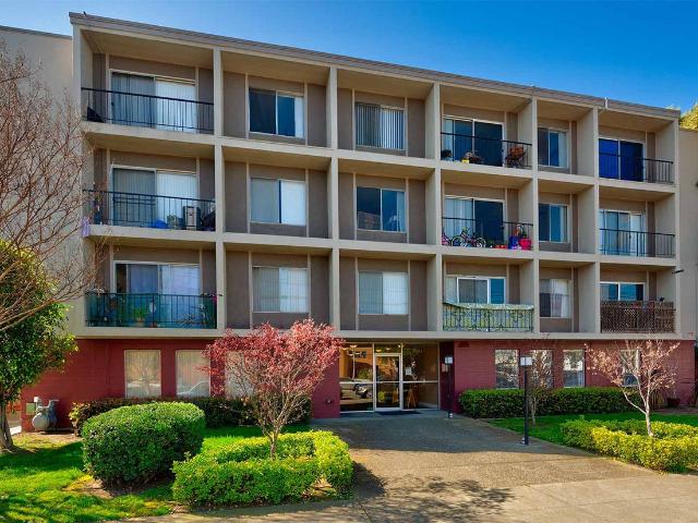 2 BR, 1 BA Apartment 2020 Santa Clara Avenue Unit 406, Alameda, CA 94501
