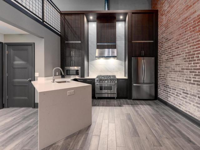 2 BR, 1 BA Apartment 202 Southeast 1st Street Unit I, Evansville, IN 47713