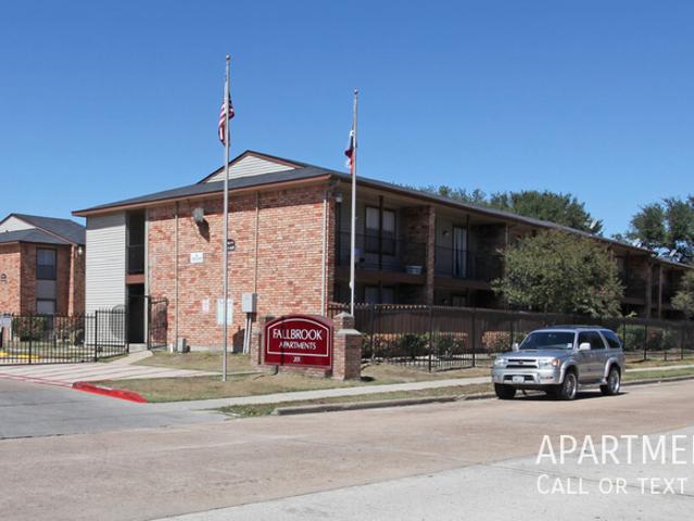 2 BR, 1 BA Apartment 207 Plaza Verde DrÂ, Houston, TX 77038