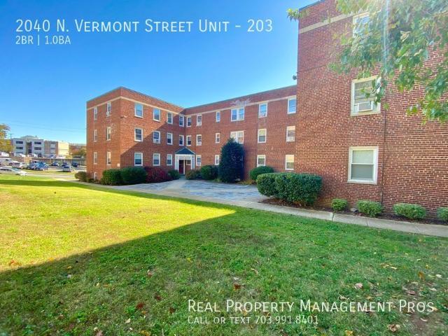 2 BR, 1 BA Apartment 2040 N. Vermont Street Unit, Arlington, VA 22207