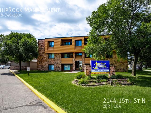 2 BR, 1 BA Apartment 2044 15th St N, St. Cloud, MN 56303