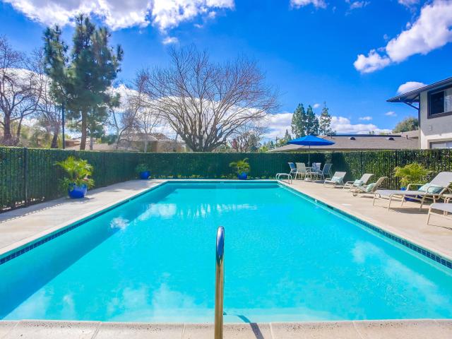 2 BR, 1 BA Apartment 2050 E Grand Ave Unit 2030A, Escondido, CA 92027