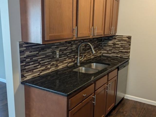 2 BR, 1 BA Apartment 205 Trealout Drive, Unit 201 Trealout dr A 10 Fenton Mi 48430, Fenton, MI 48430