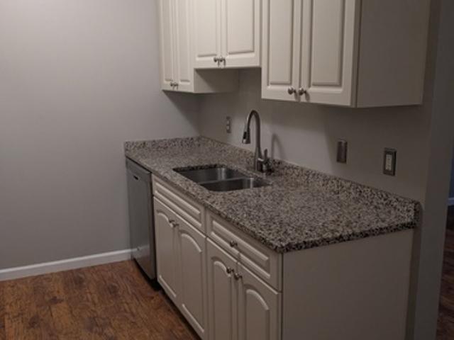2 BR, 1 BA Apartment 205 Trealout Drive, Unit 205 Trealout Dr B 19 Fenton MI 48430, Fenton, MI 48430