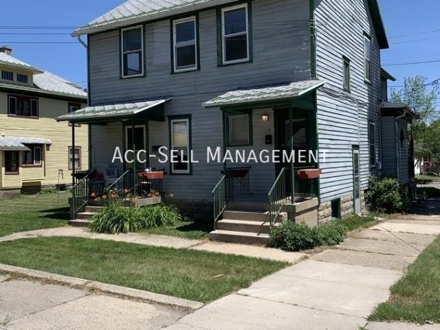 2 BR, 1 BA Apartment 205 Valley NW, Grand Rapids, MI 49504