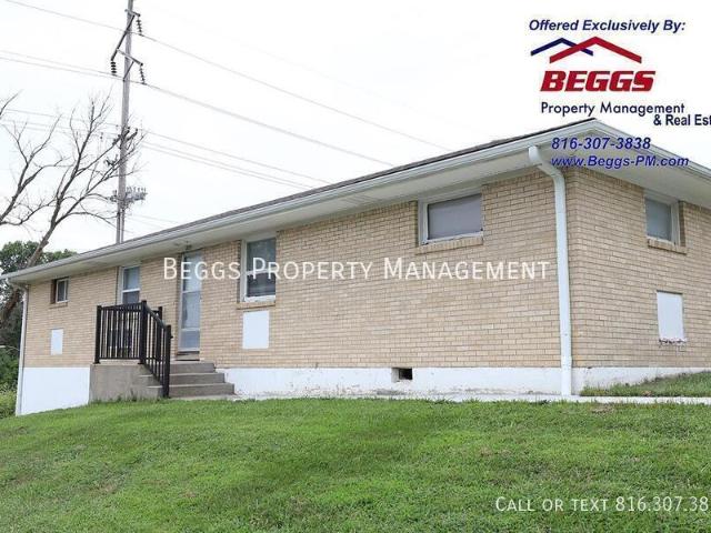 2 BR, 1 BA Apartment 205 Bonaire St Liberty, MO 64068