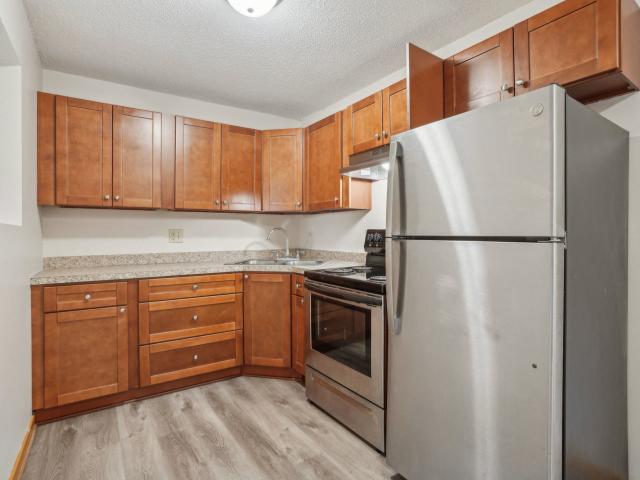 2 BR, 1 BA Apartment 2061 McKnight Road North Unit 2209 2209 101, Saint Paul, MN 55109