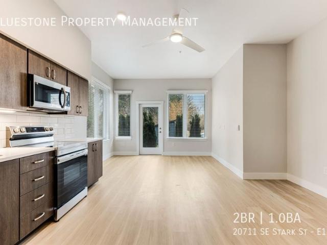 2 BR, 1 BA Apartment 20711 SE Stark St, Gresham, OR 97030