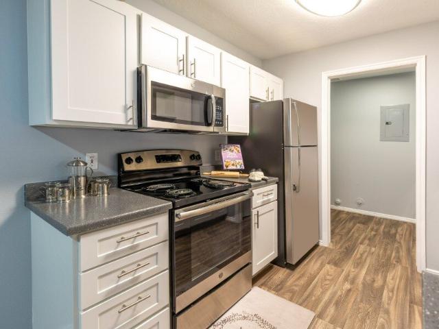 2 BR, 1 BA Apartment 2075 North Main Unit E208, Layton, UT 84041