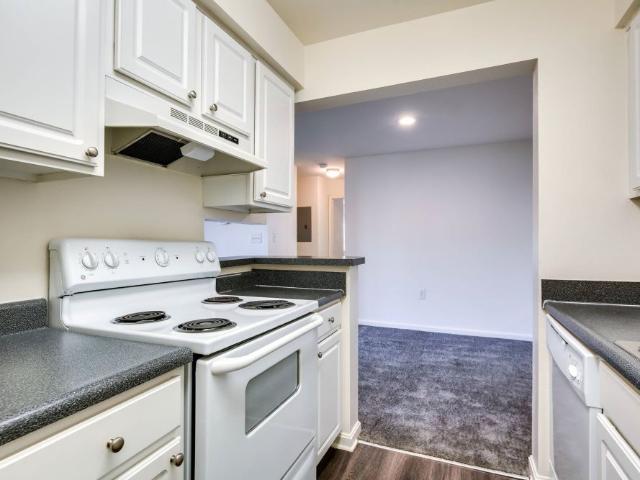 2 BR, 1 BA Apartment 208 Frost Hill Drive Unit T3, Owings Mills, MD 21117