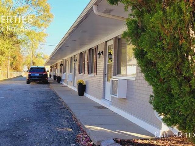 2 BR, 1 BA Apartment 208 N. Prospect Rd. Apt Ypsilanti, MI 48198