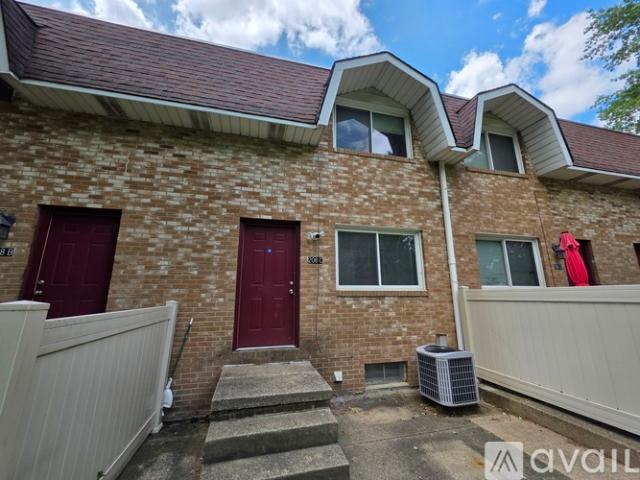 2 BR, 1 BA Apartment 208 Northwest Ave, Unit C, Tallmadge, OH 44278