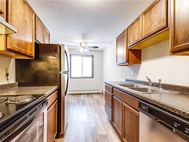 2 BR, 1 BA Apartment 2091 Silver Bell Road Unit 2091_50, Saint Paul, MN 55122