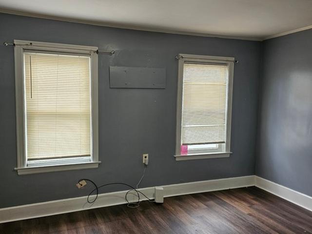2 BR, 1 BA Apartment 209 Brightman St, Unit Unit 1E, Fall River, MA 02720