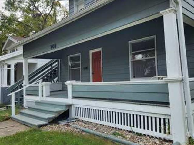 2 BR, 1 BA Apartment 209 North Adams Street, Unit 101, Mount Pleasant, IA 52641