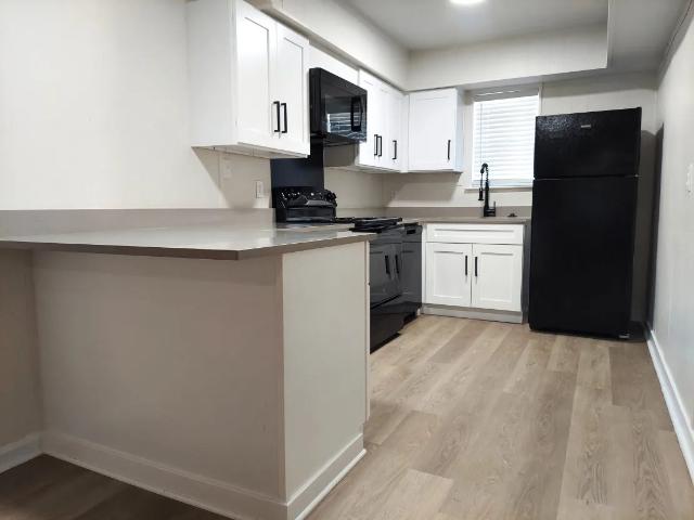 2 BR, 1 BA Apartment 213 Avenue G Unit 17, Denton, TX 76201