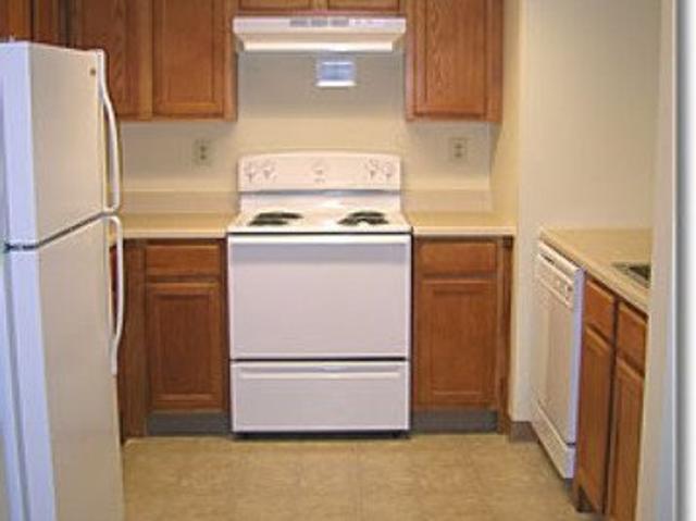 2 BR, 1 BA Apartment 2101 Ferry Avenue, Camden, NJ 08104