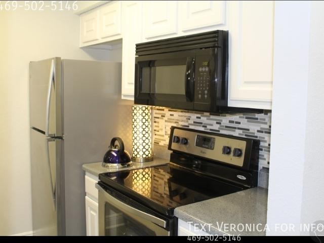 2 BR, 1 BA Apartment 2101 W Anderson Ln, Austin, TX 78757
