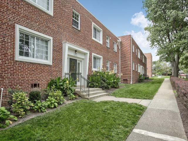 2 BR, 1 BA Apartment 2103 Hildarose Dr Unit 2114 102, Silver Spring, MD 20902