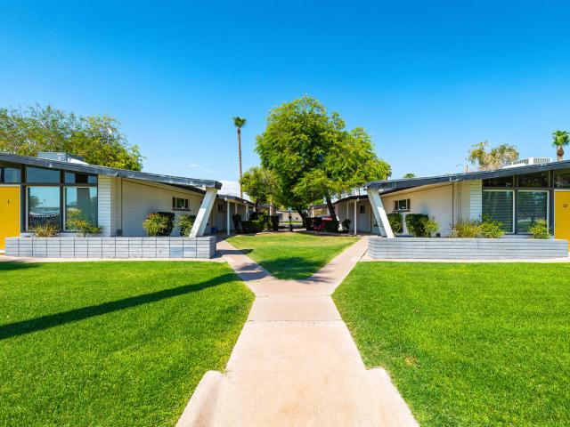 2 BR, 1 BA Apartment 2104 & 2122 East Fairmount Avenue Unit 19, Phoenix, AZ 85016