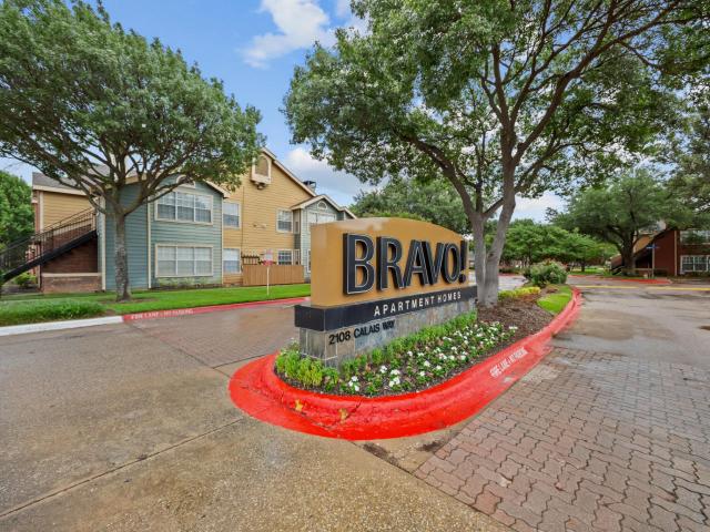 2 BR, 1 BA Apartment 2108 Calais Way Unit 334, Arlington, TX 76006