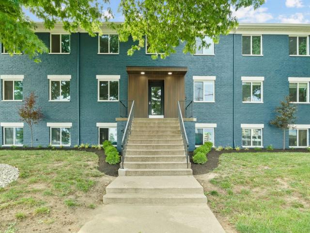 2 BR, 1 BA Apartment 210 West 5th Street Unit 4 102, Newport, KY 41071