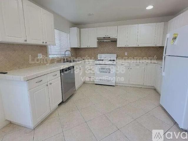 2 BR, 1 BA Apartment 210 Goetting Way, Vista, CA 92083
