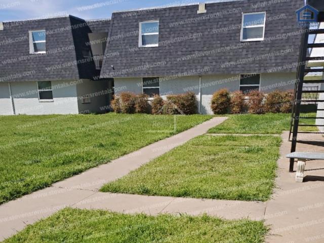 2 BR, 1 BA Apartment 2111 NW Lindy Ave, Lawton, OK 73505