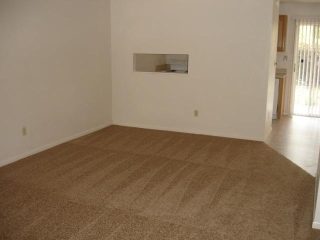2 BR, 1 BA Apartment 2114 Northwest 55th Boulevard Unit PC8, Gainesville, FL 32653