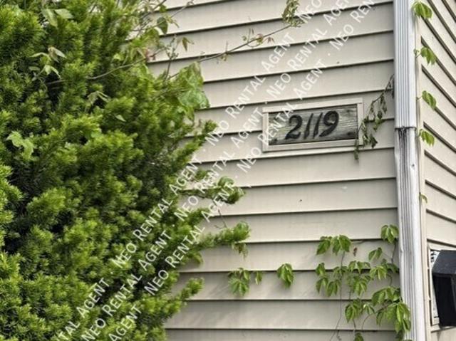 2 BR, 1 BA Apartment 2119 E 29th St, Lorain, OH 44055