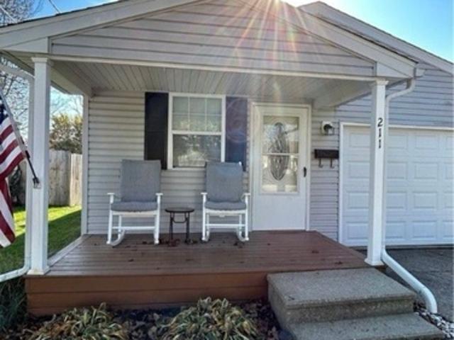 2 BR, 1 BA Apartment 211 East Edgar Avenue, Findlay, OH 45840