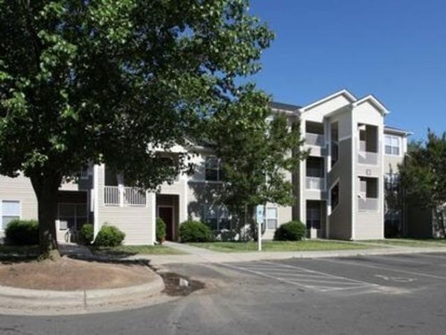 2 BR, 1 BA Apartment 211 Stokes Street Unit 302, Durham, NC 27701