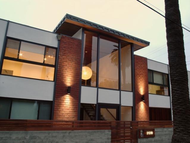 2 BR, 1 BA Apartment 2120 Rodney Dr, Unit 3, Los Angeles, CA 90027