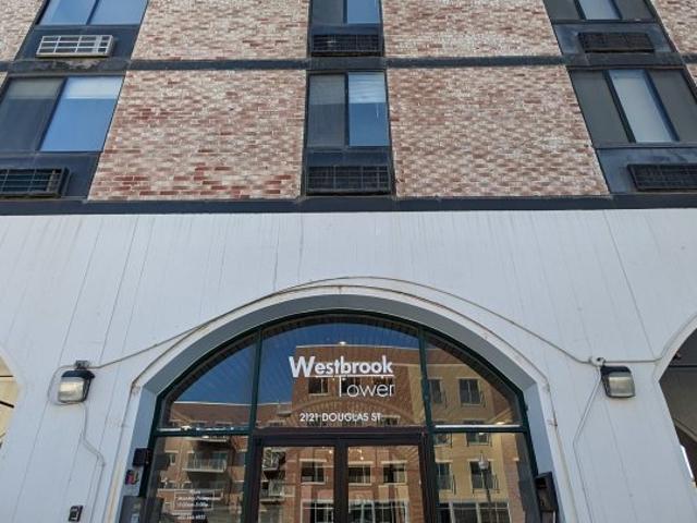 2 BR, 1 BA Apartment 2121 Douglas St Unit 0507, Omaha, NE 68102