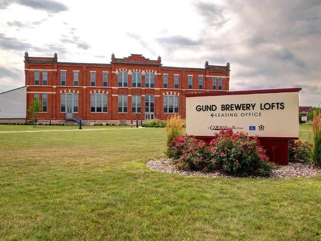2 BR, 1 BA Apartment 2130 South Avenue Unit 213, La Crosse, WI 54601