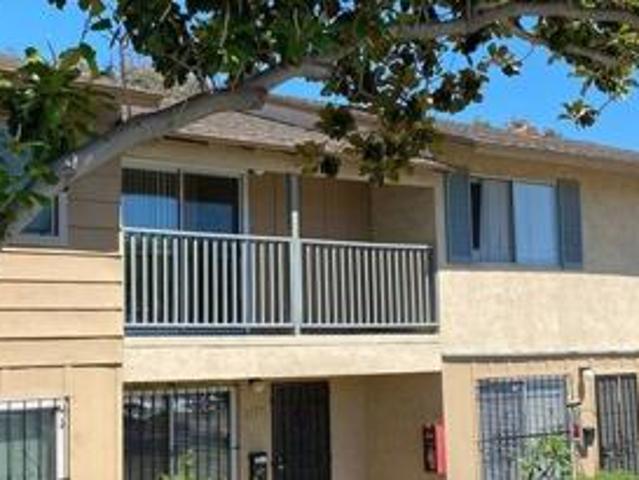 2 BR, 1 BA Apartment 2139 Berry St, Lemon Grove, CA 91945