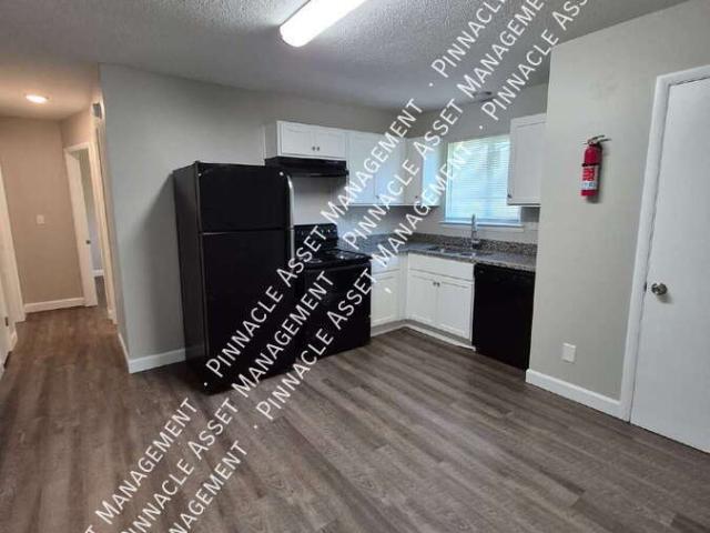2 BR, 1 BA Apartment 217 Sweetland Drive, Chattanooga, TN 37415